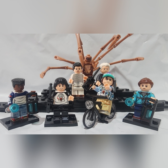 Stranger Things | Toys | 7 Stranger Things Mini Figure Set Custom Block ...